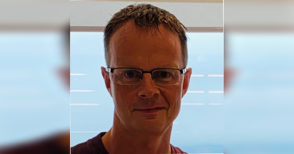 Warner Music Group: Simon Robson président des activités de musique ...