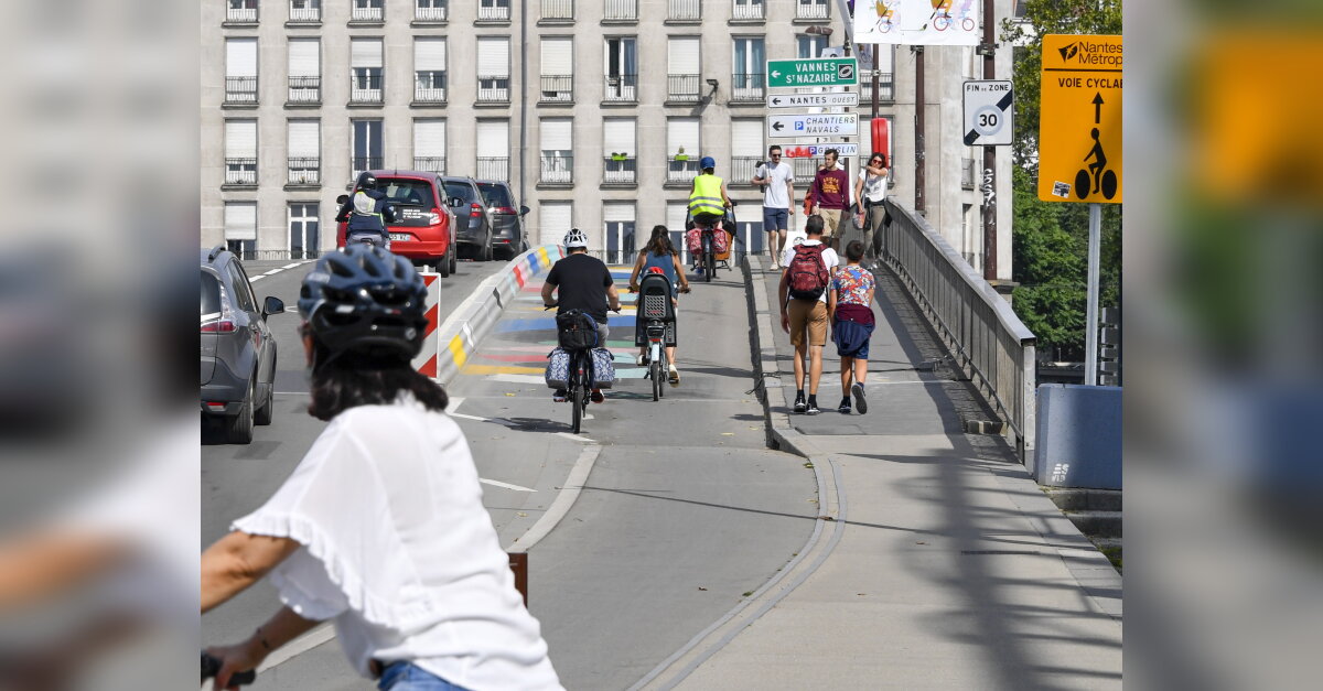 [EN BREF] IdFM, Karos, FUB/GART, Hitachi, Opco, Vinci, Avere, les ...