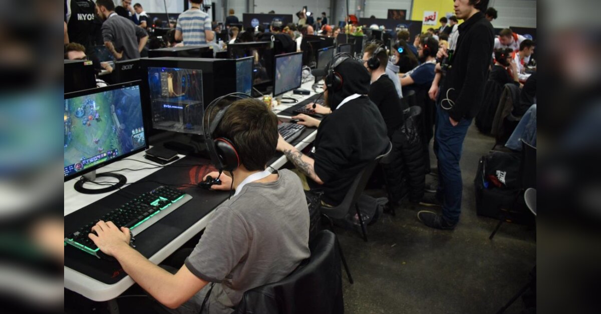 Ionis Education Group entre au capital de PowerHouseGaming en acquérant ...