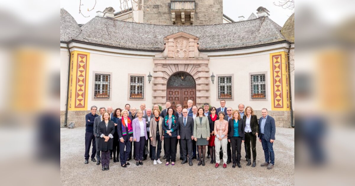 Futur programme-cadre de l'UE : "Faire de la recherche une priorité ...