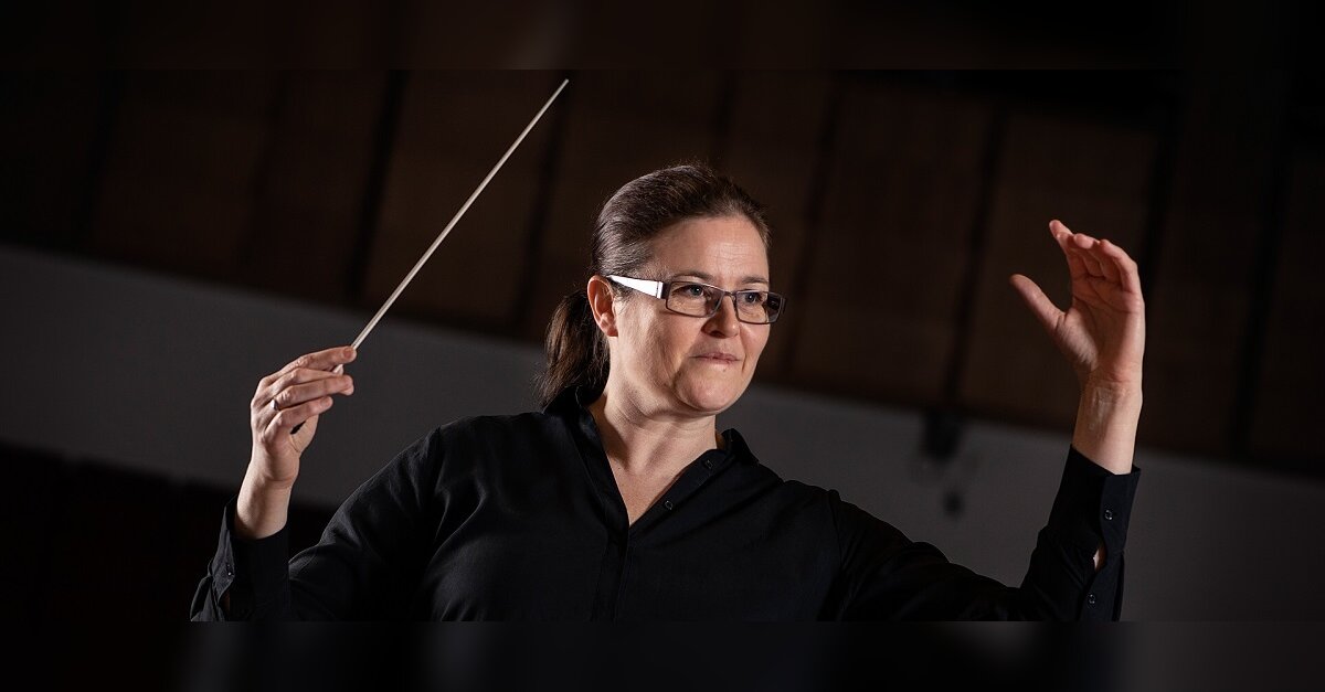 Royaume-Uni : Anna-Maria Helsing première cheffe invitée du BBC Concert ...