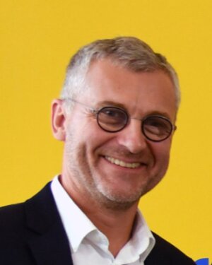 News Tank Football - Journées de l'arbitrage: "La Poste est vraiment le ...