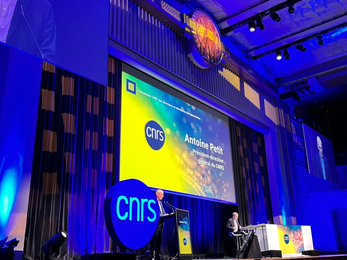 News Tank Éducation & Recherche - CNRS: 25 % des unités amenées à ...