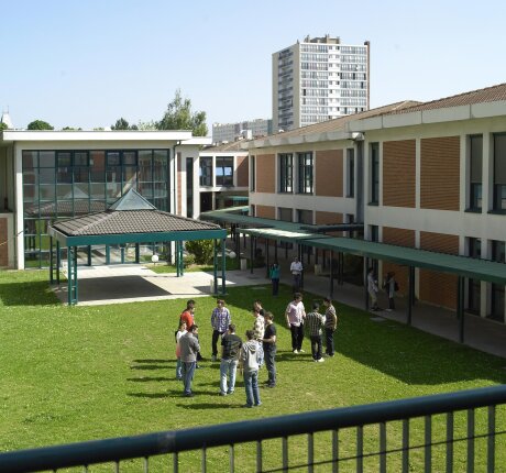 Efrei Paris est "bien intégrée dans son environnement" mais doit faire valoir ses atouts (Hcéres ...