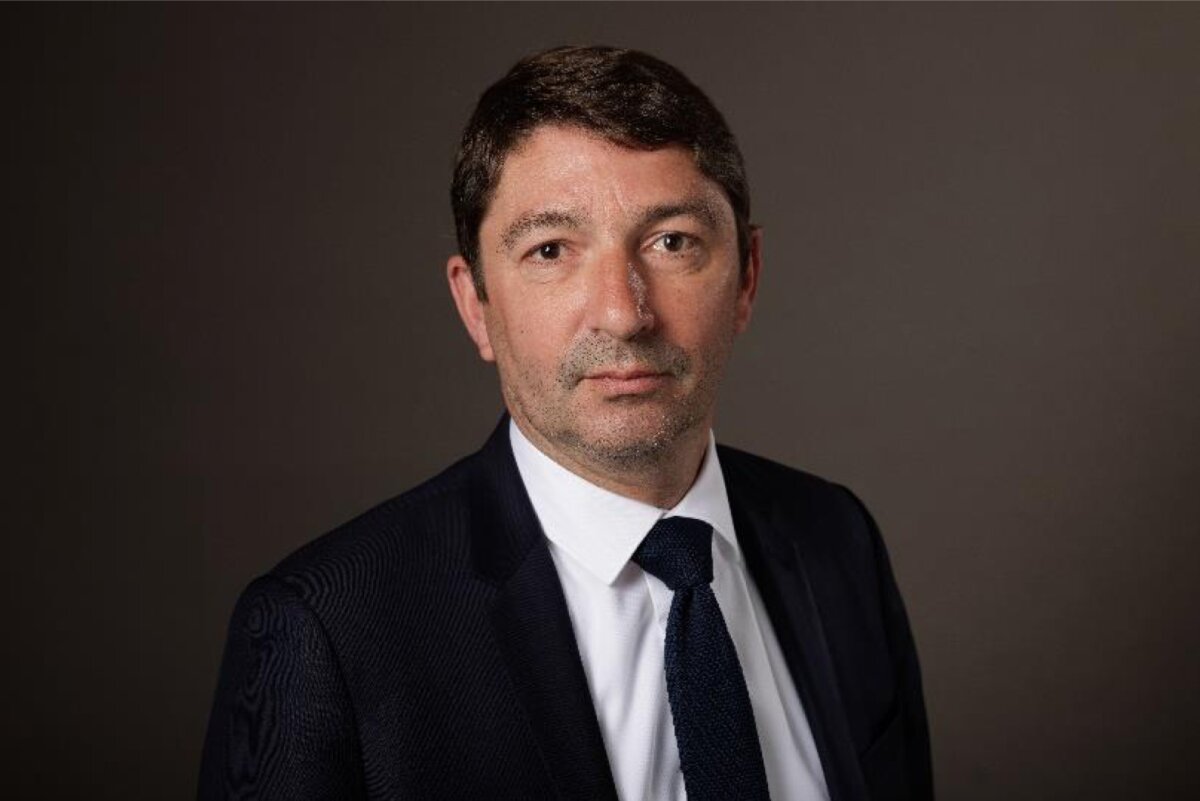 École polytechnique : Éric Sieberath directeur de cabinet de Laura ...