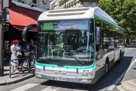 News Tank Mobilités - Mise en concurrence des bus à Paris : un report maximal au 31/12/2026 ...