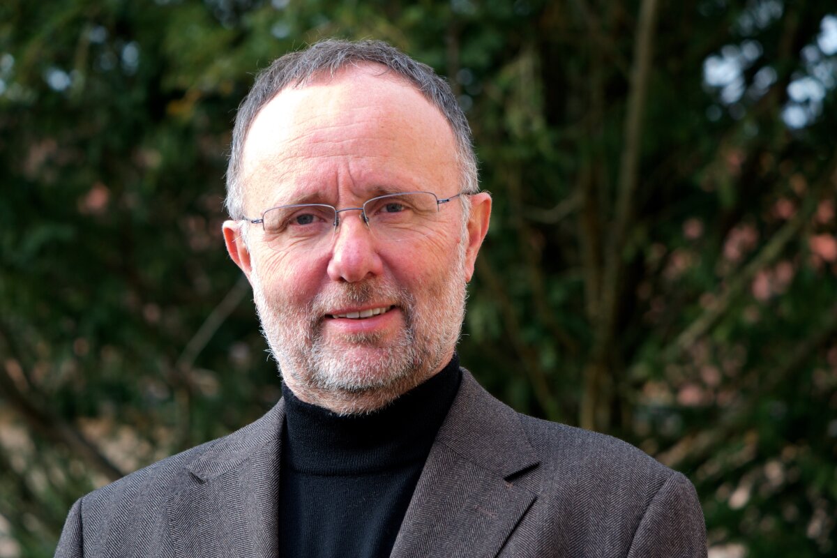 MNHN : "Créer un futur centre national sur la matière extraterrestre" (Bruno David) - News Tank ...