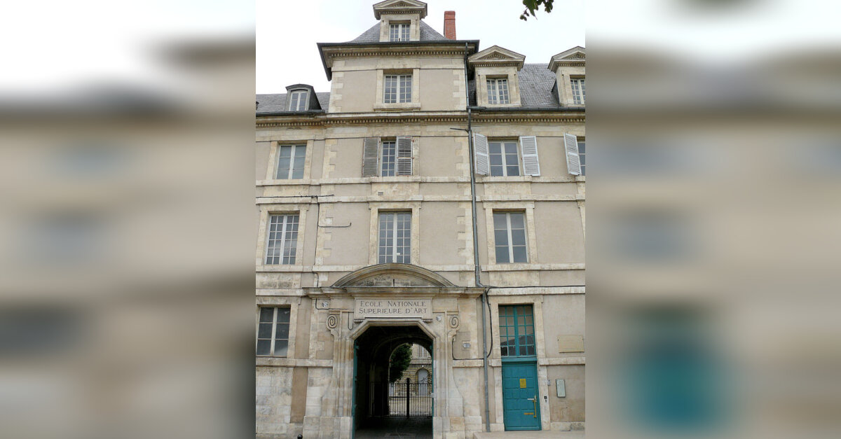 ENSA de Bourges : Hilde Teerlinck retire sa candidature, Antoine ...