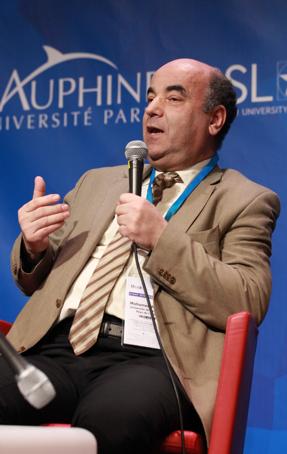 Budget de l'UPPA: "Depuis 2010, baisse de 20% des moyens formation mais ...