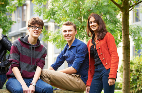 Le Gouvernement "salue" la solution trouvée pour garantir l'avenir de ...