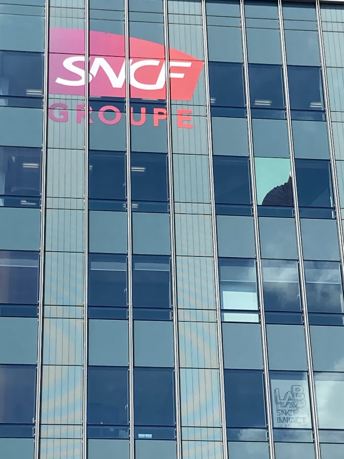 Sécurité, recrutement, socle commun : les priorités de Jean Castex pour ...