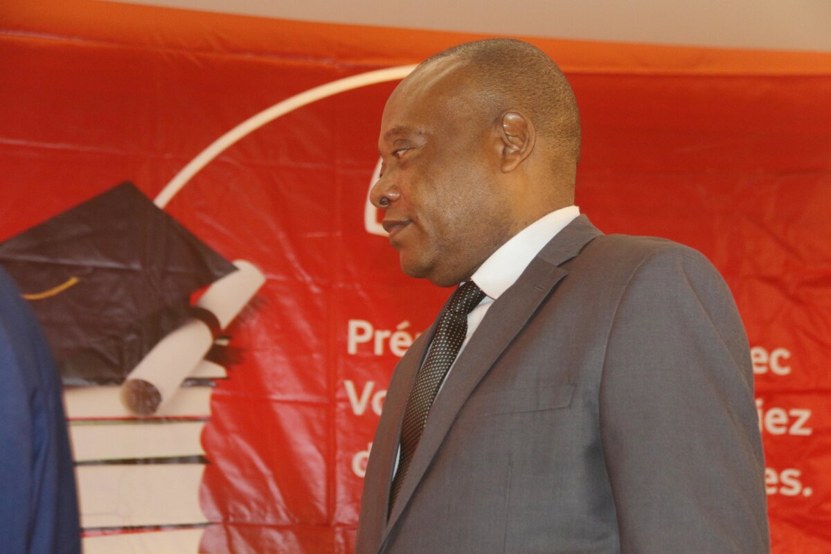 RDC : le ministre en charge de l’ESR cherche des universités ...