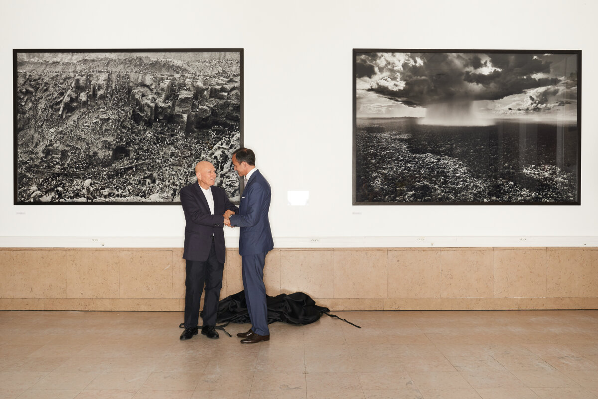Paris : "deux œuvres monumentales" de Sebastião Salgado données par l ...