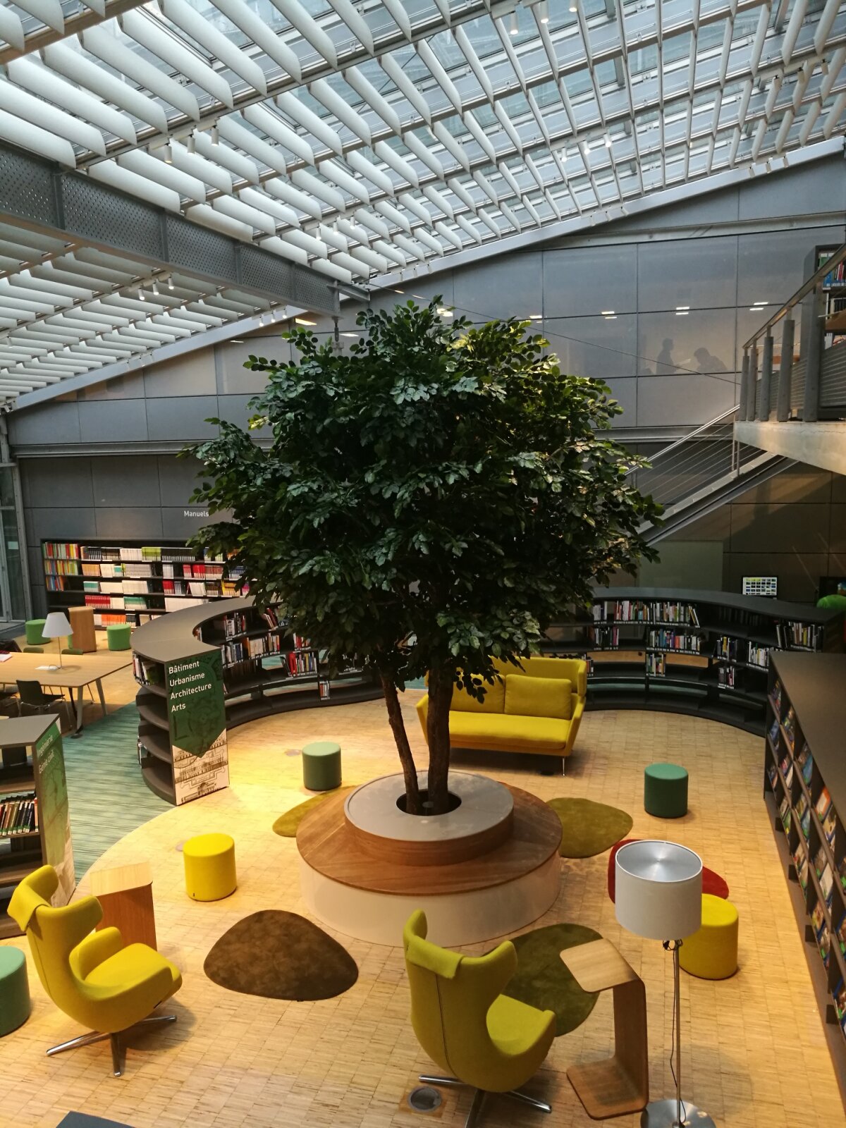 ENPC : "La Source", un nouveau learning centre, pensé "avec et pour les ...